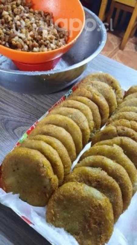 milcaos con chicharrones