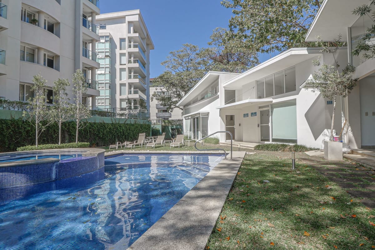 Venta de Apartamento en Torres del Country Escazu | 3 Recamaras por ...