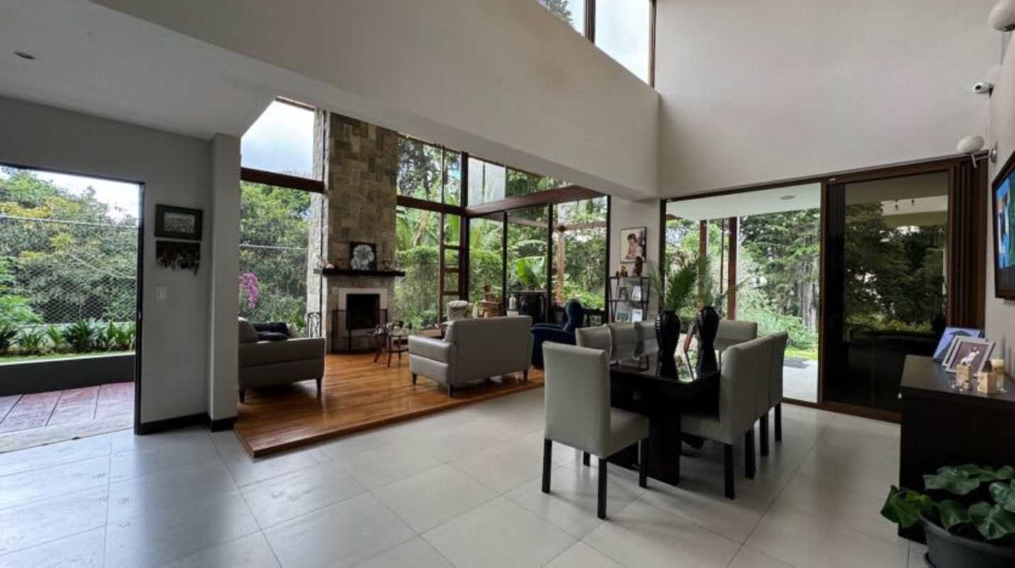 Venta de casa en San Ramón de Tres Ríos | 4 Recamaras por 238000000.00 ...