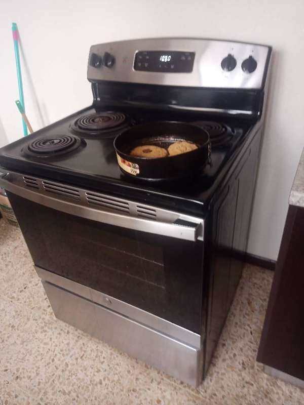 Cocina ,General Electric 4 burner oven | San José Capital