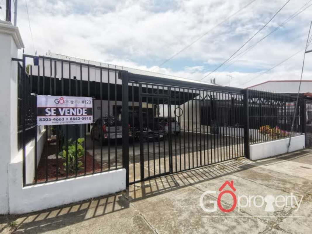 Precio Rebajado! Venta de Casa Uso de suelo mixto x el Club la Guaria ...