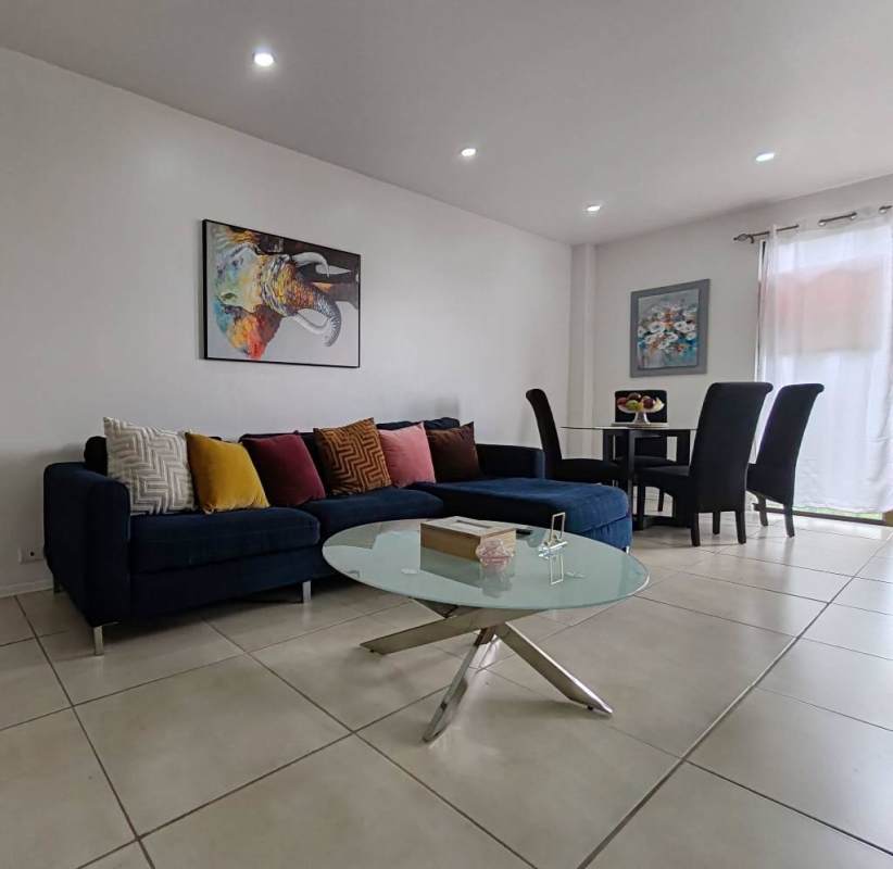 OPORTUNIDAD! APARTAMENTO CON VISTAS- ESCAZÚ SAN RAFAEL | 2 Recamaras por 150000.00 en San Rafael