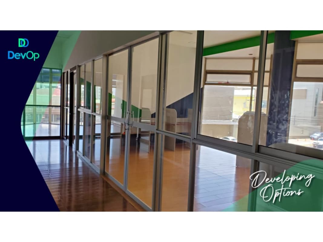 Comercial in San José Alquiler de locales en Sabana Oeste | USD 750.00