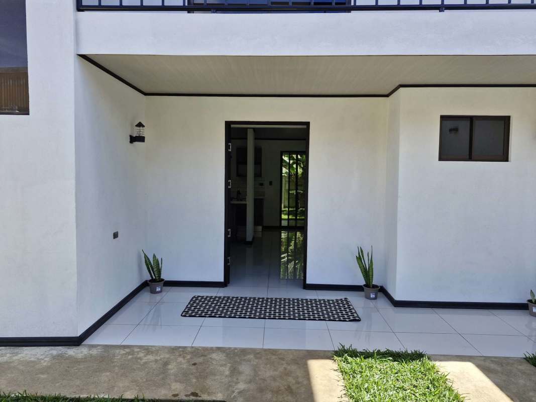 Hermosa casa a estrenar, ubicada en Lourdes de Agua Caliente | 3 ...