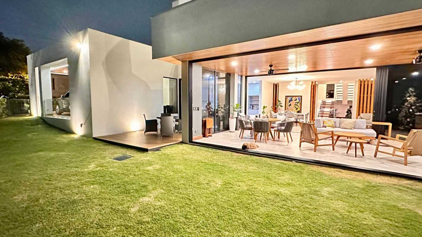 Houses for rent in San Rafael | Modern house for rent in the luxury ...