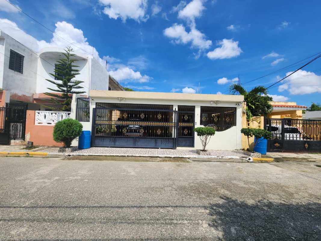 Exclusiva casa en venta en Roalva II, Hato Nuevo Manoguayabo. | 2 ...