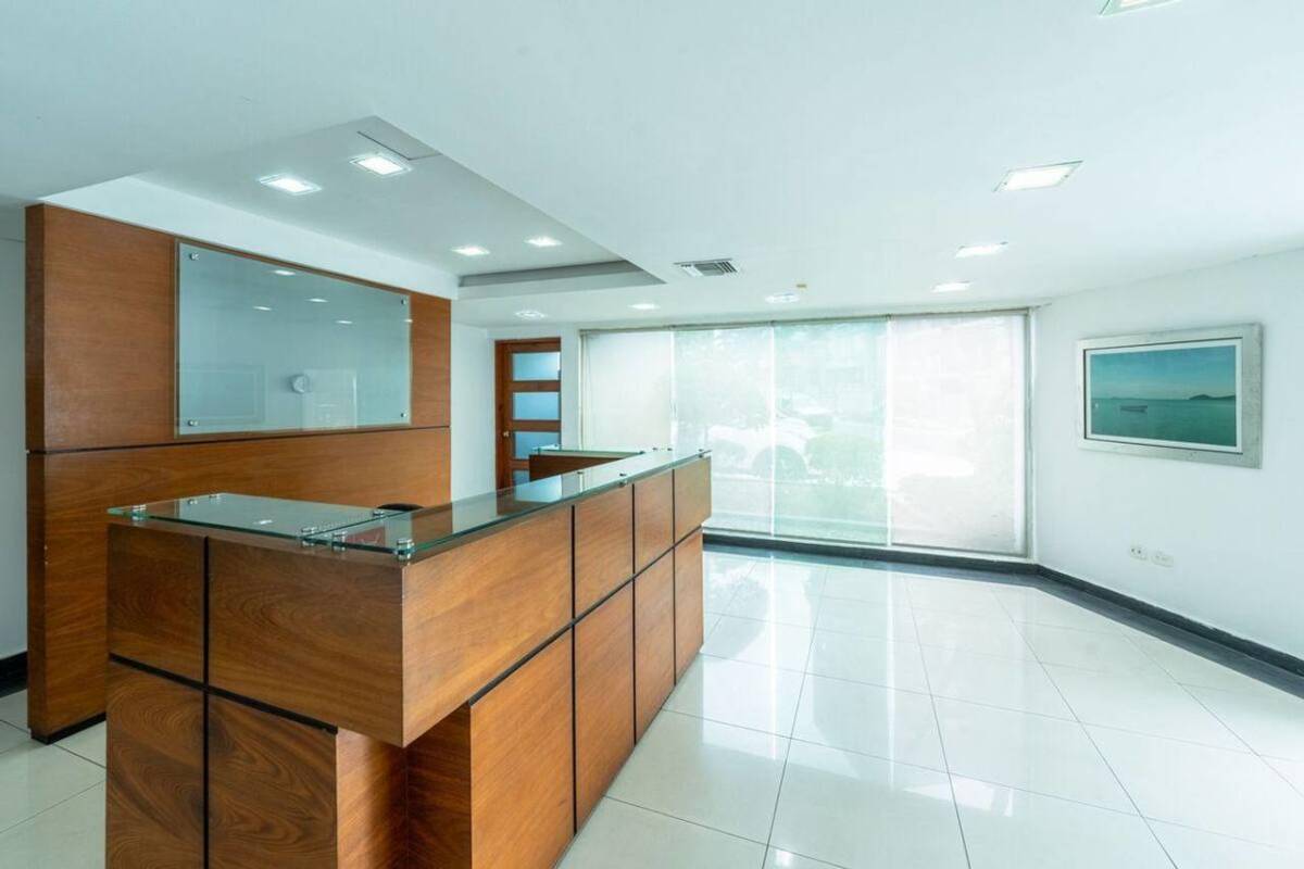 Edificio corporativo / local comercial en venta en El Vergel | Espacio, 2500000.00 en Distrito ...