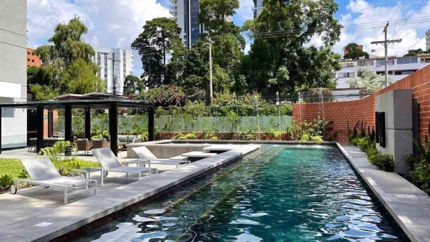 Zona 14 apartamento en edificio Novus en venta | 3 Recamaras por 390000.00 en Zona 14