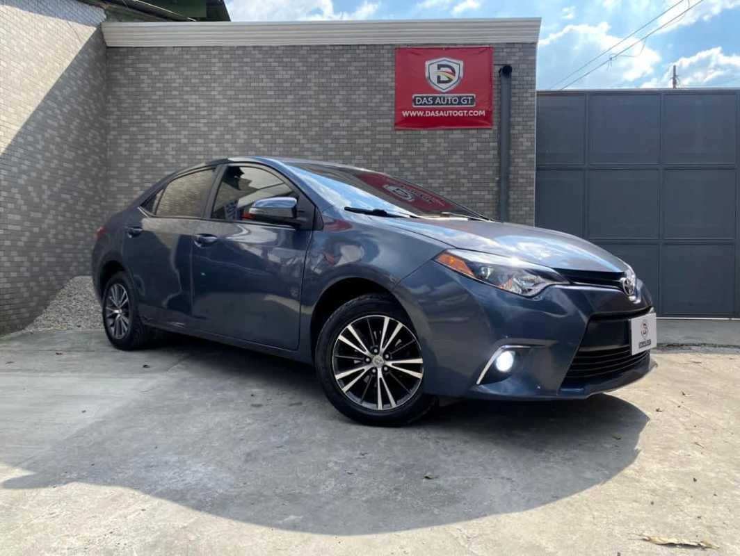 Toyota Corolla 2017 95045 km Gasolina Manual en Zona 9 | Toyota Corolla ...