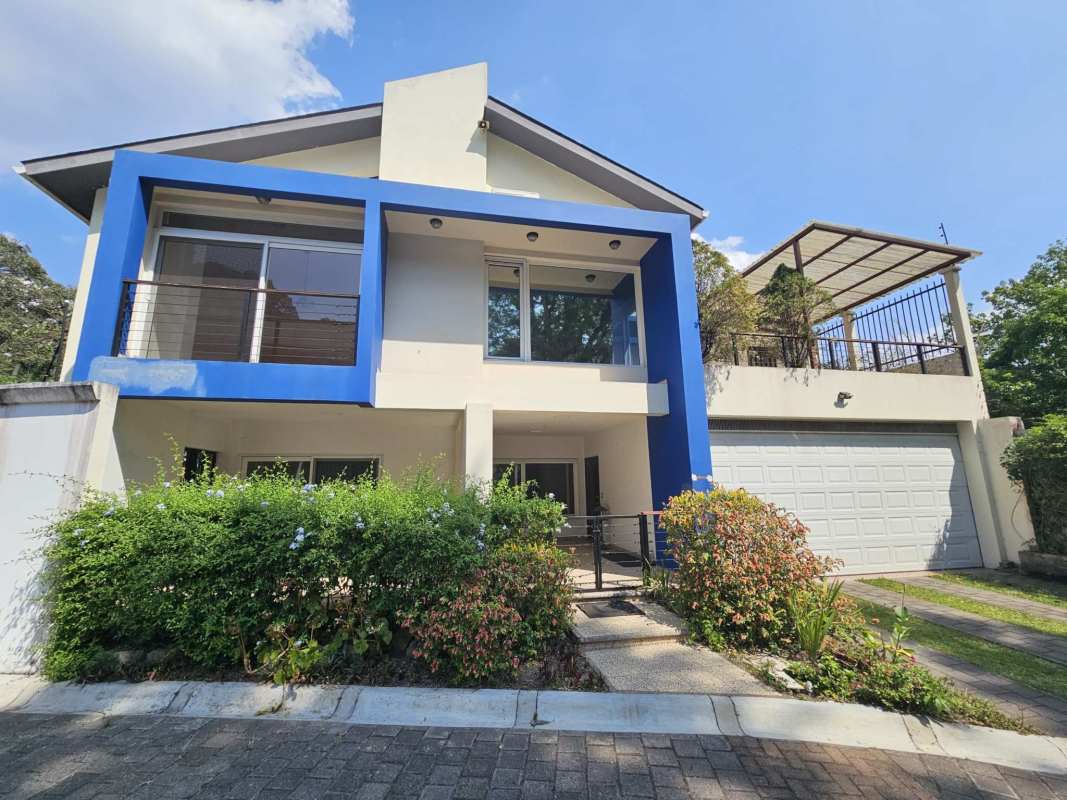 Venta Casa El Hatillo | 3 Recamaras por 400000.00 en Tegucigalpa