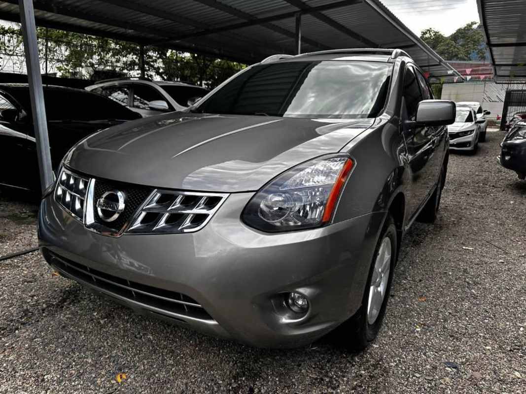 Nissan Rogue 2013 137000 km Others Automatic in San Pedro Sula | NISSAN ROGUE SELECT 2013