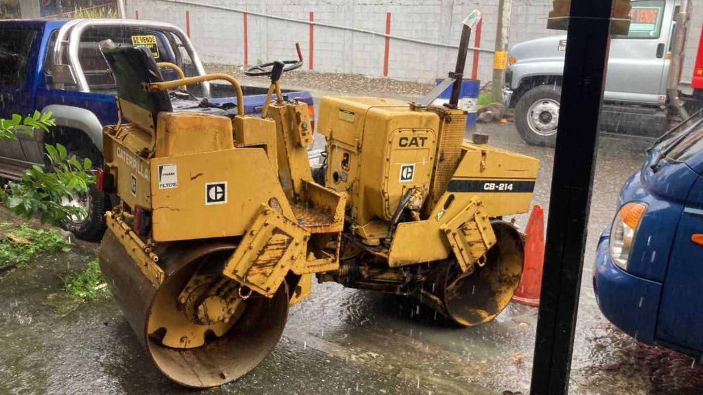 Rodillo compactador Caterpillar | San Pedro Sula