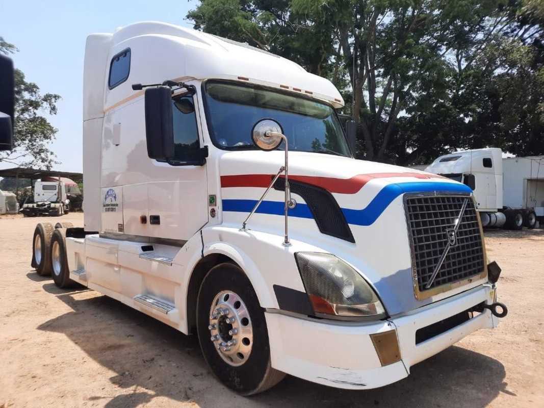 Volvo Cabezal volvo Honduras 2006 | Se vende cabezal Volvo 2006 recién ...