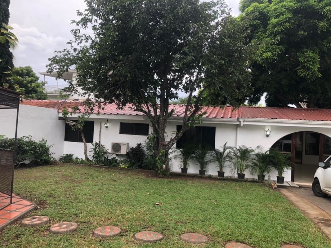 Alquiler de Casas en Santo Domingo | RENTA Casa en Santo Domingo/ NG 4 Recamaras por USD 1500.00