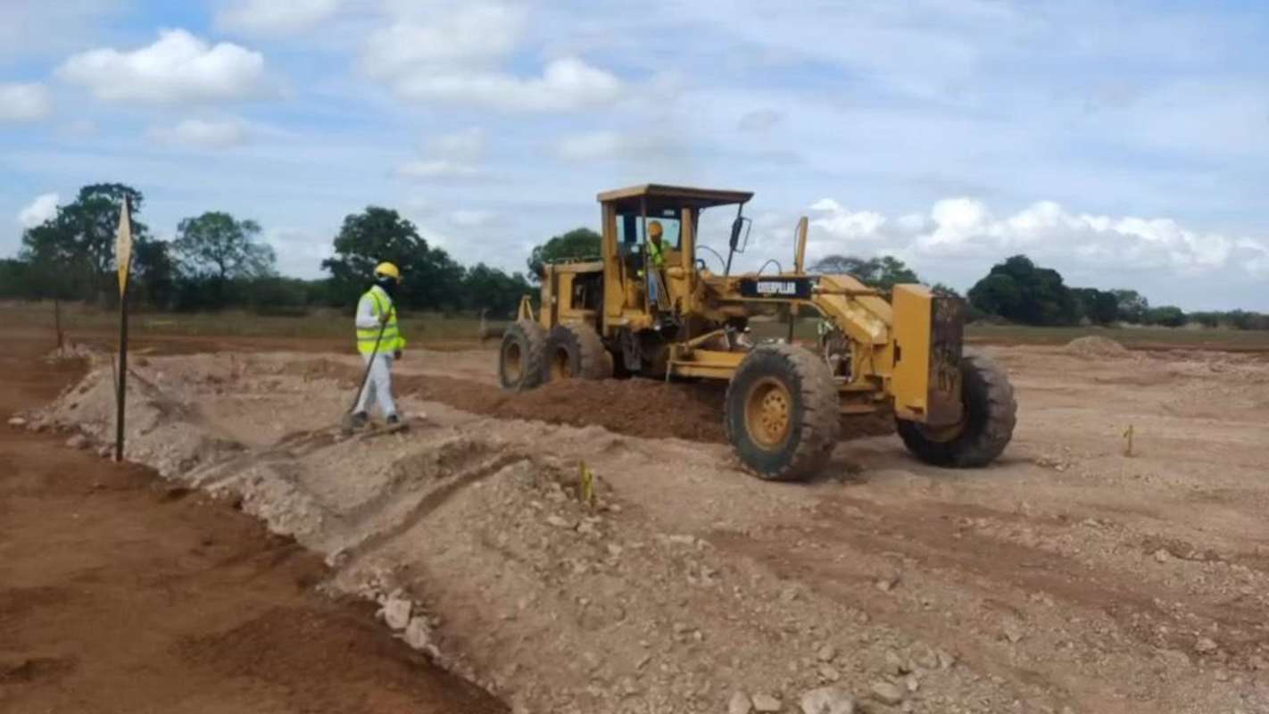 Se vende motoniveladora cat 140g | Managua