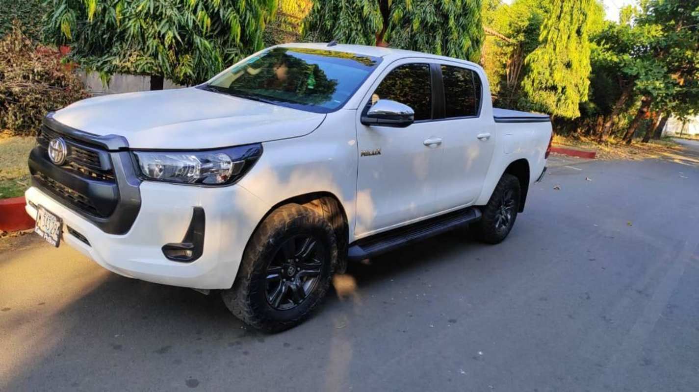 Toyota Hilux 2022 49000 km Diesel Manual in Ciudad Sandino | Vendo Camioneta Toyota Hilux SR ...