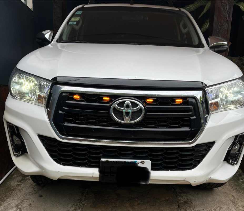 Toyota Hilux 2021 54000 km Diesel Automatic in León | HILUX AUTOMATICA/BUENA CONDICION SOLO ...