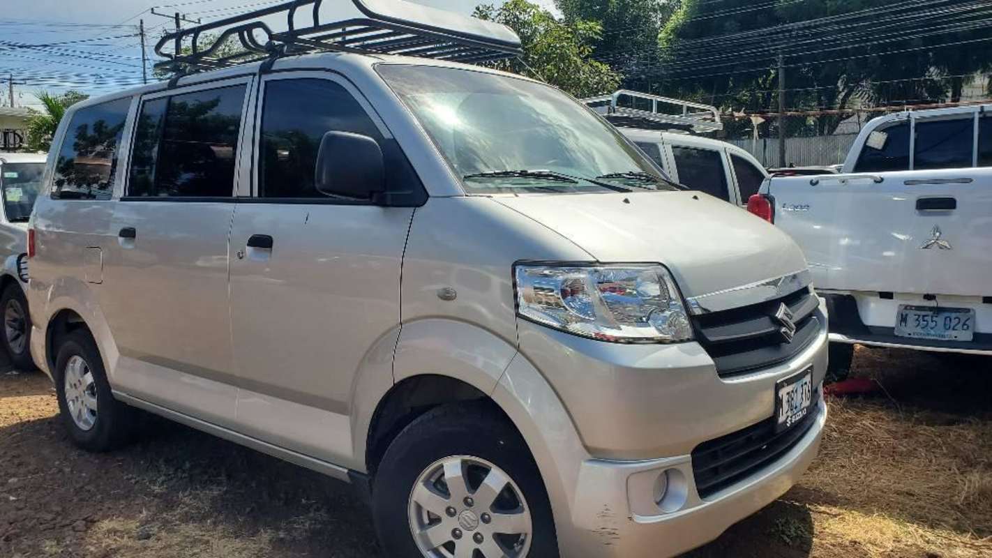 Suzuki SUZUKI APV PASAJEROS, AÑO 2024. MECANICO 2024 62000 km Gasolina ...