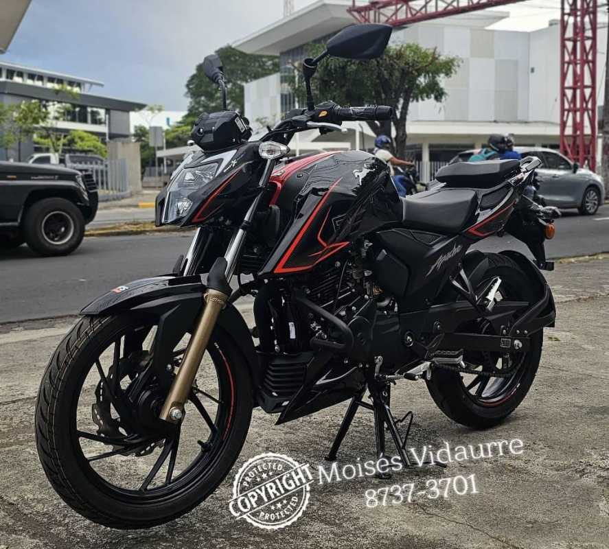 TVS Motor Apache 200 4V 2026 en Bolonia | TVS RTR Apache 200 4V