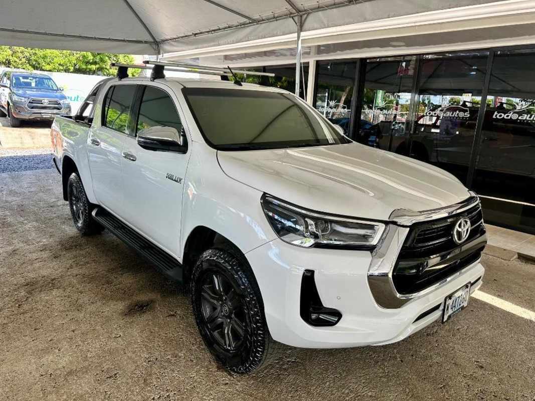 Toyota Hilux 2024 25000 km Diesel Automatic in Los Robles | Toyota ...