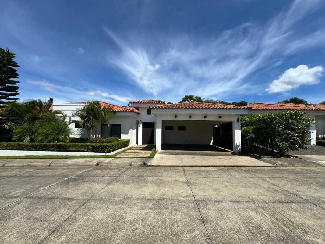 Alquiler de Casas en Santo Domingo | Casa en venta y alquiler en Santo ...