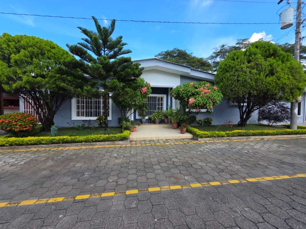 FH- Casa en venta con piscina en Villa Roma | 4 Recamaras por 410000.00 ...