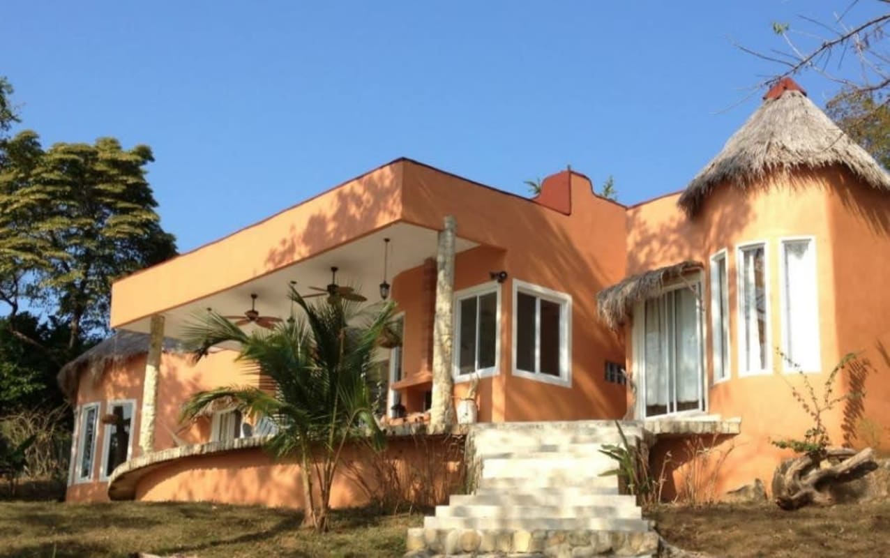 Houses in Saboga Island | For Sale | House for sale in Isla Saboga ...