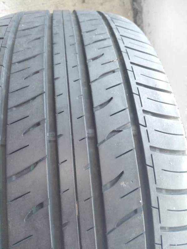 Llanta DUNLOP 275/50 R21 - Panamá
