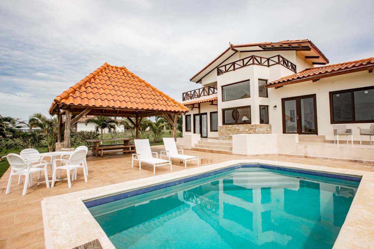 Houses in Pedasí | For Sale | Sale of House in Andromeda Project ...