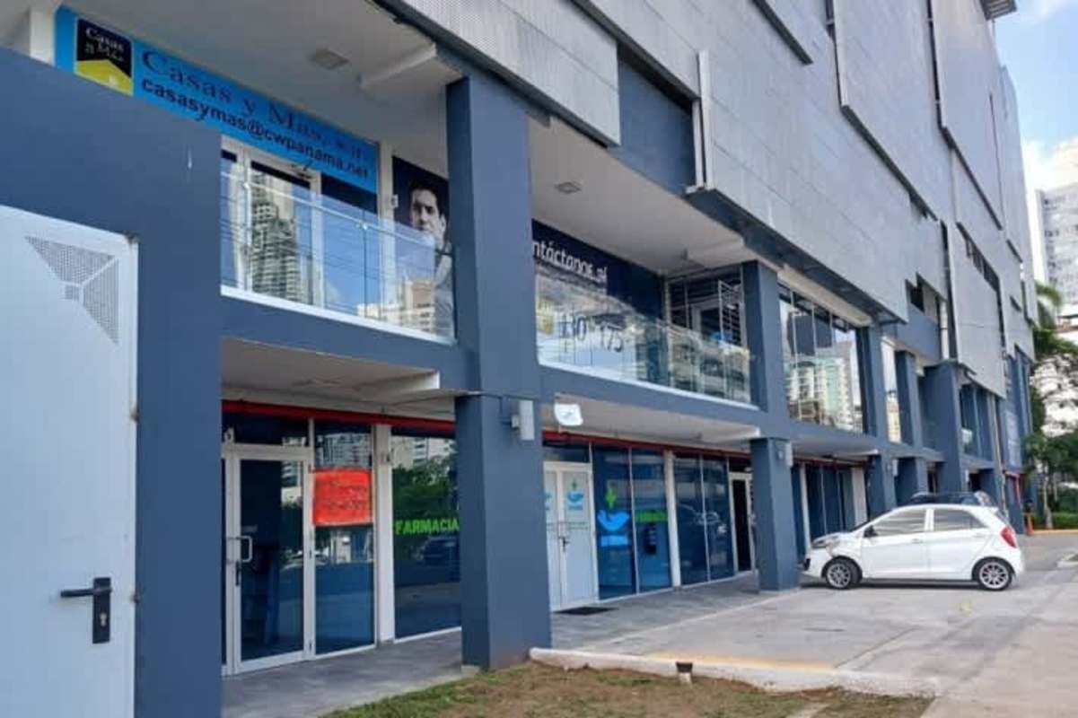 Alquiler de local comercial en Plaza Signature Point, Bella Vista ...
