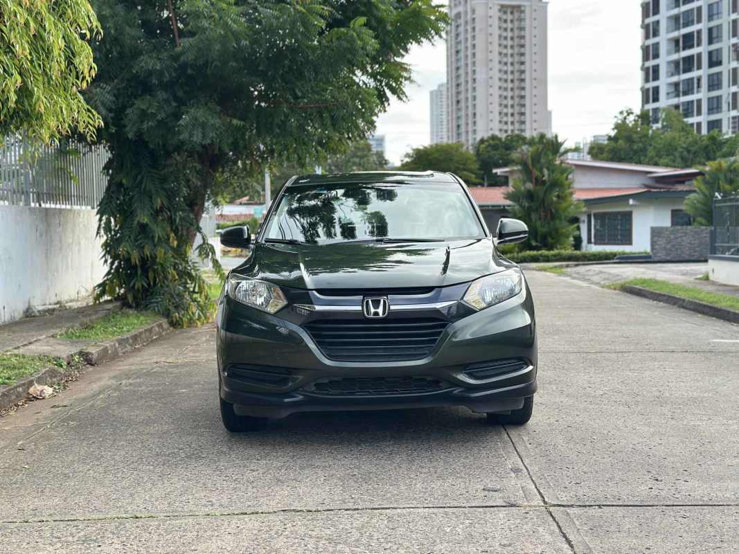 Honda HR-V 2017 117000 km Gasoline Automatic in Vía Brasil | HONDA HRV ...