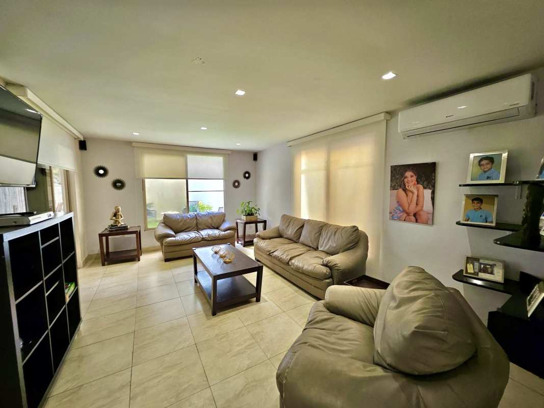 Alquiler de Casas en Condado del Rey | Se alquila casa en Condado del ...