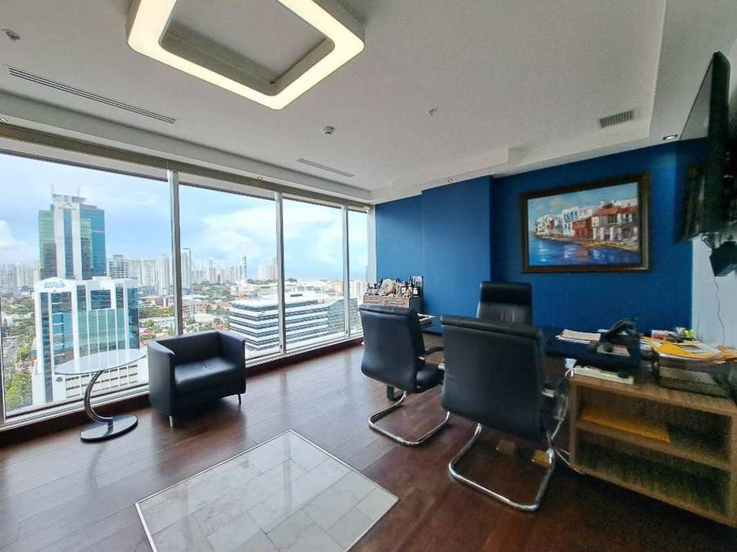 Alquiler de oficina en Obarrio | Espacios por USD 2550.00 en Arraiján