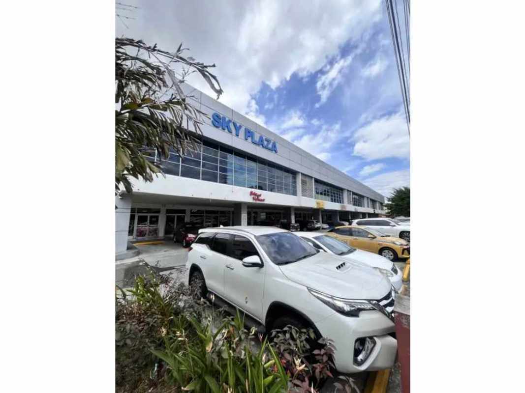 CONDADO DEL REY / SKY PLAZA / 85M / PLANTA ALTA / DIVISIONES | Espacios ...