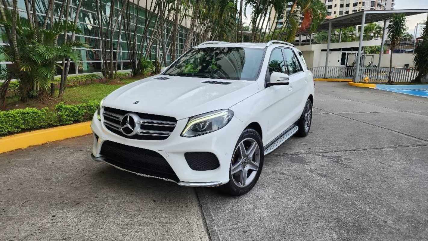Mercedes Benz GLE-Class 2018 64000 km Gasolina Automática en Punta ...