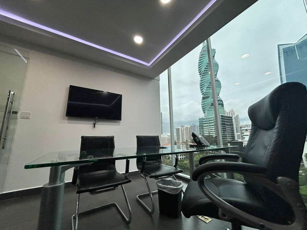 ALQUILER DE OFICINA DE 180 m2 EN OBARRIO, PH OFFICE ONE | Espacios por USD 3300.00 en Obarrio