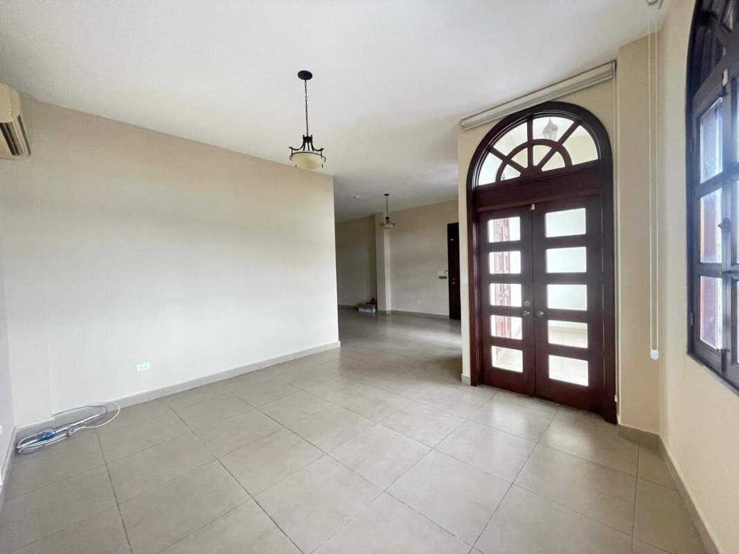 Alquiler de Apartamentos en Casco Viejo, San Felipe | Melissa Foster ...