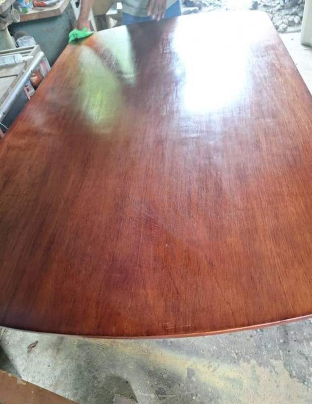 Se vende mesa de madera de 6 puestos | El Carmen