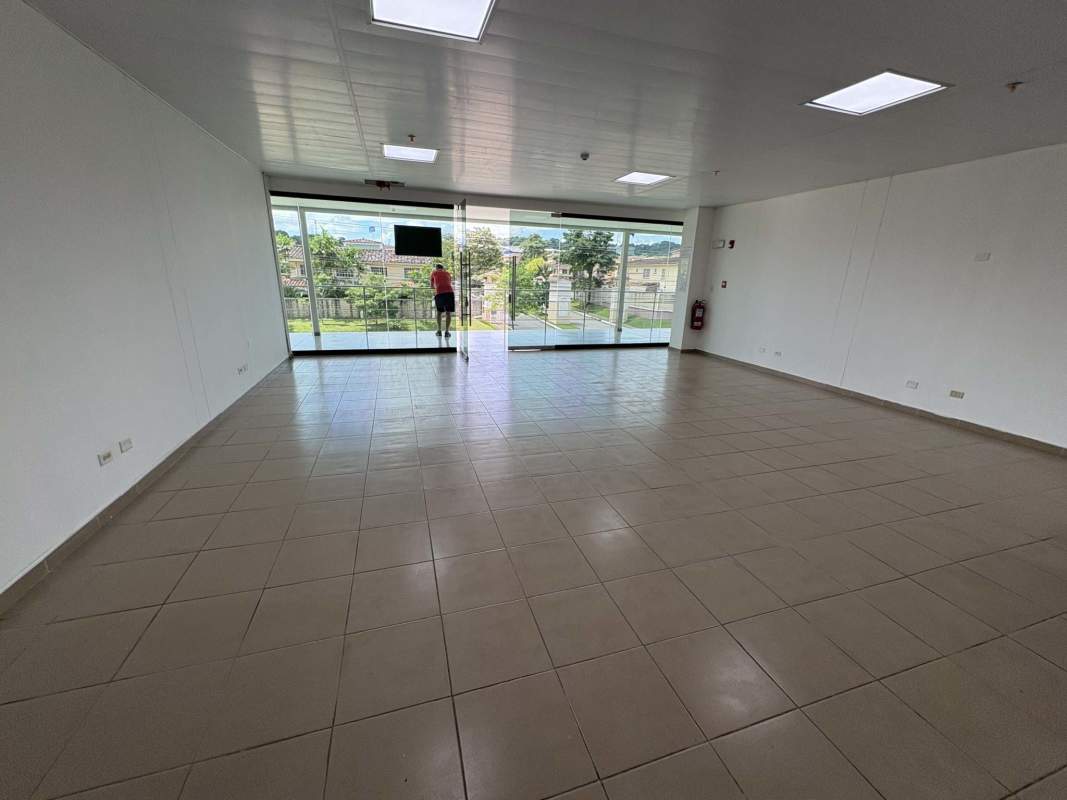 Local Comercial en Venta y Alquiler – Plaza Condado Mall, Condado del ...
