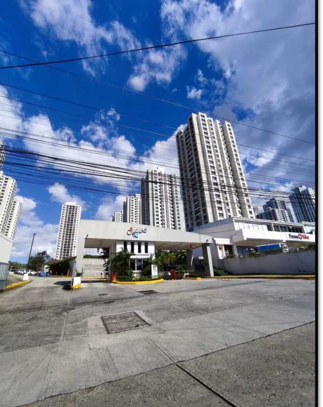 Melissa Foster Luxury Vende Apartamento en PH Rokas, Condado del Rey ...