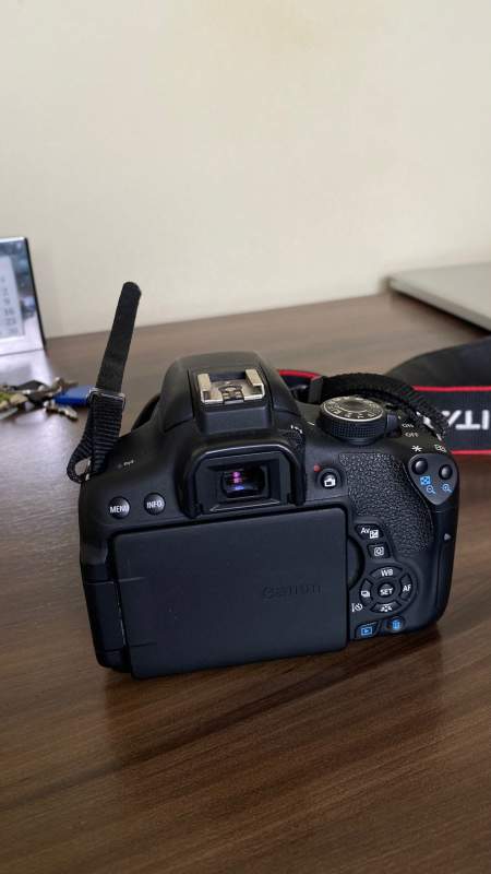 Cameras & Photo | Cámara EOS Rebel T6i - Panama