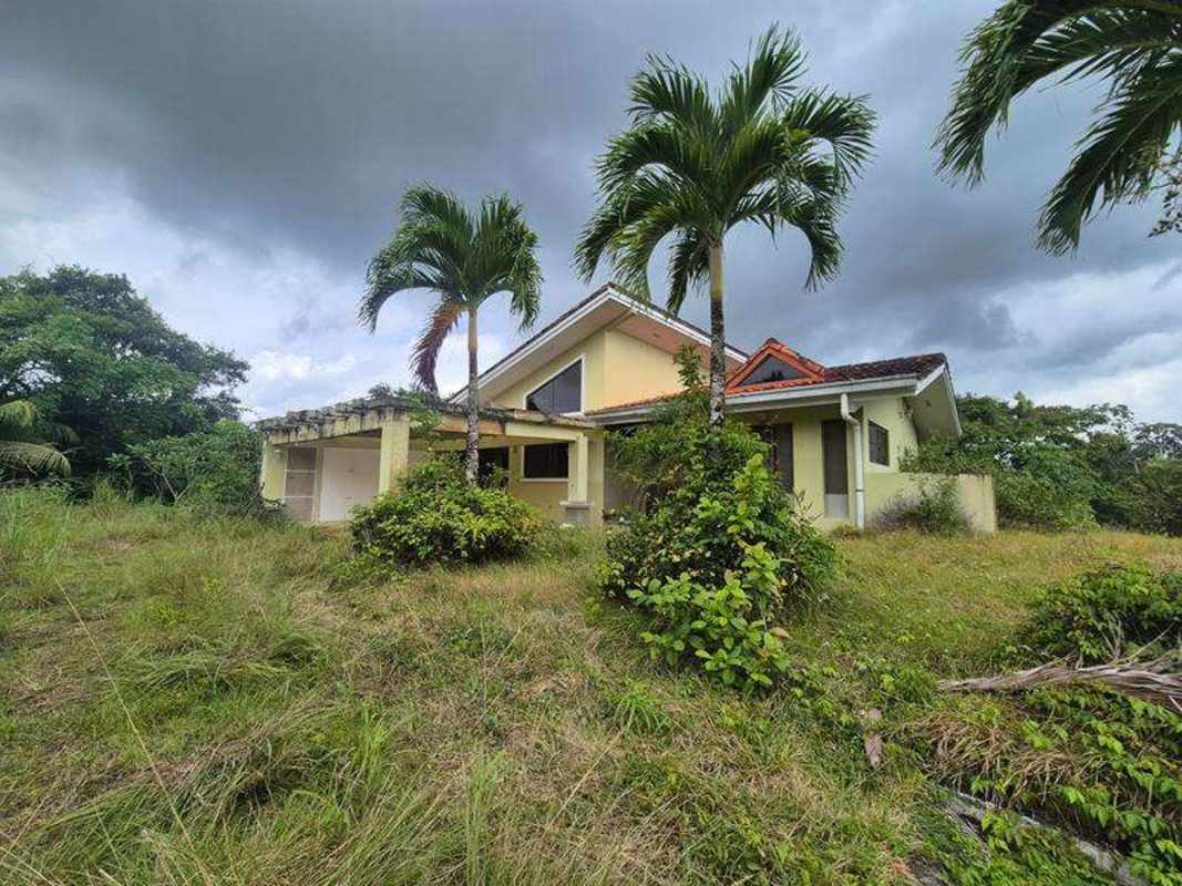 Venta de Casa unifamiliar tipo campestre en Brisas De Los Lagos | 3 ...