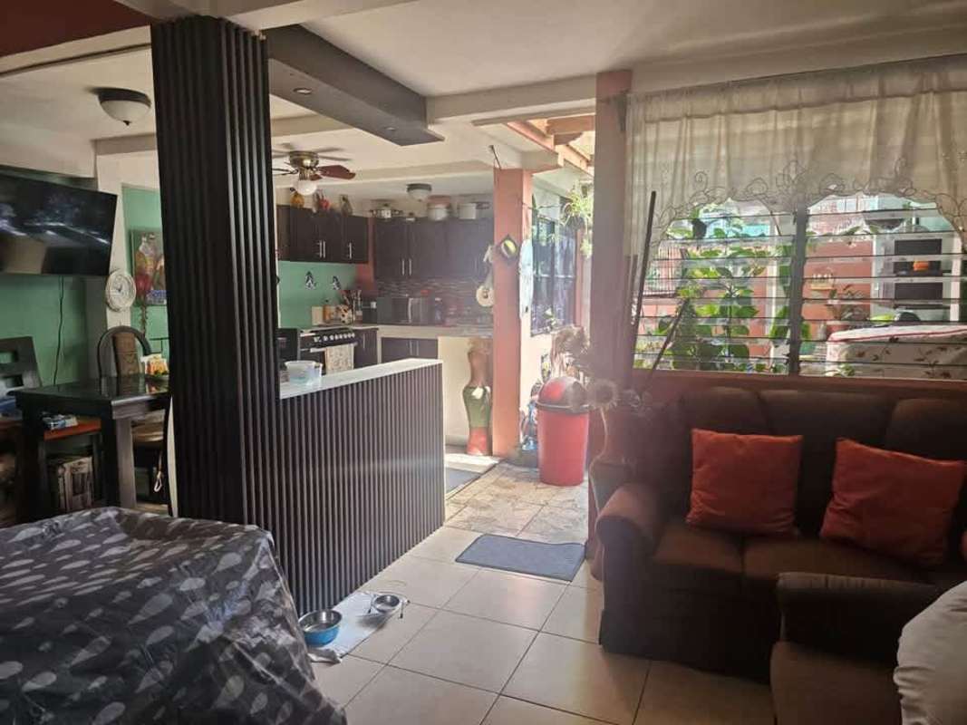 Houses in Santa Tecla | For Sale | House for Sale - Las Colinas, Santa Tecla : 3 rooms, 180 m2 ...