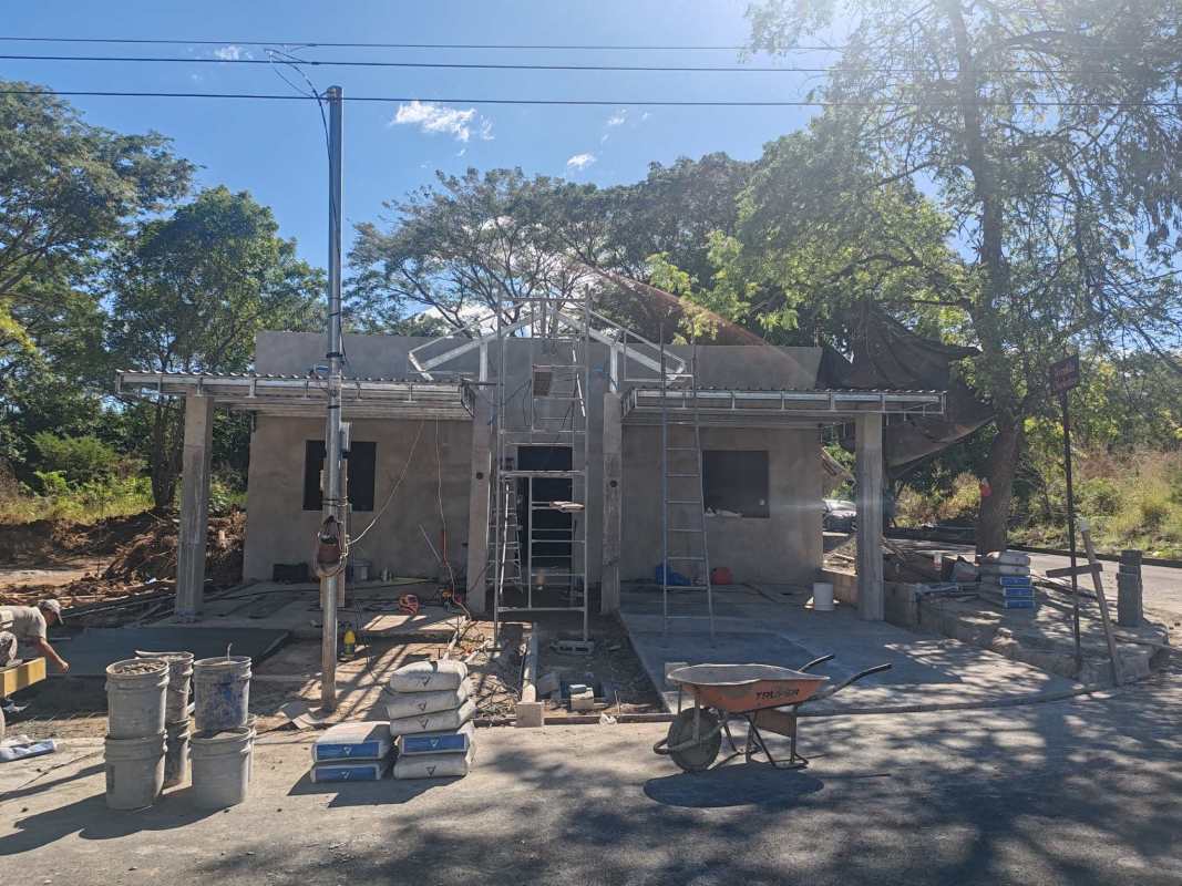 Houses in San Miguel | For Sale | CASA A ESTRENAR, RESIDENCIAL ANAGIL ...