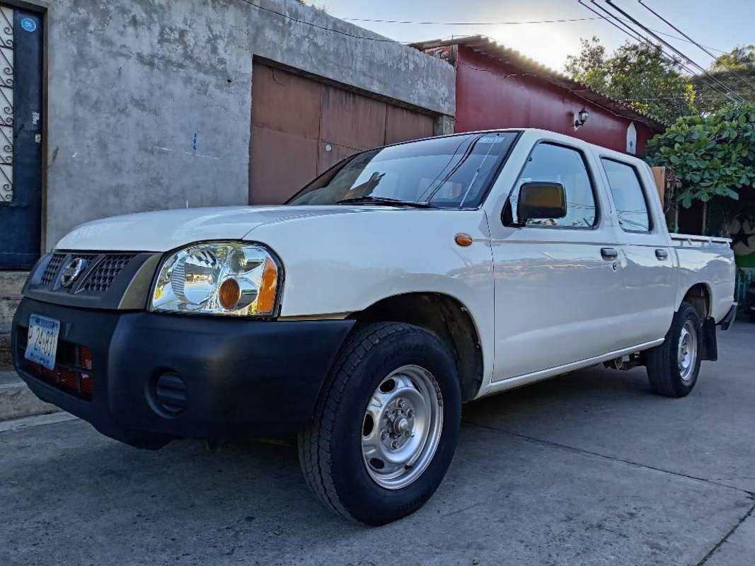 Nissan Frontier 2010 200000 km Diesel Manual in Santa Ana | Nissan ...