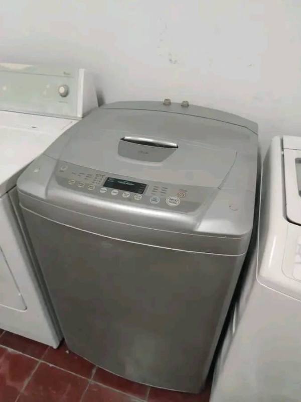 Lavadora digital LG turbo drum 35lbras | San Salvador